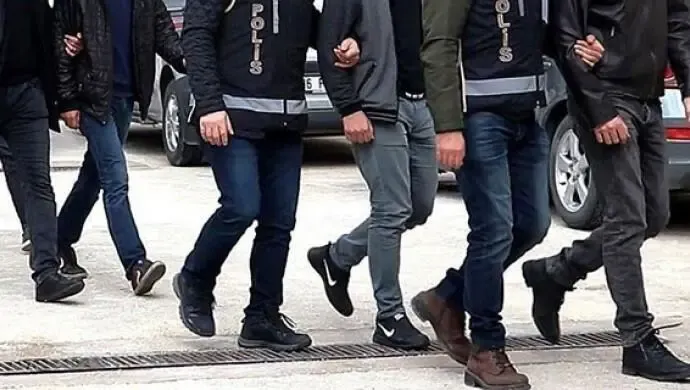 Li Îzmîrê 5 kesên din hatin binçavkirin | Azadiya Welat